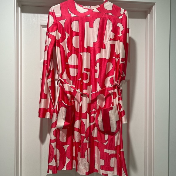 Dresses | Vintage 7s Word Print Pocket Dress | Poshmark